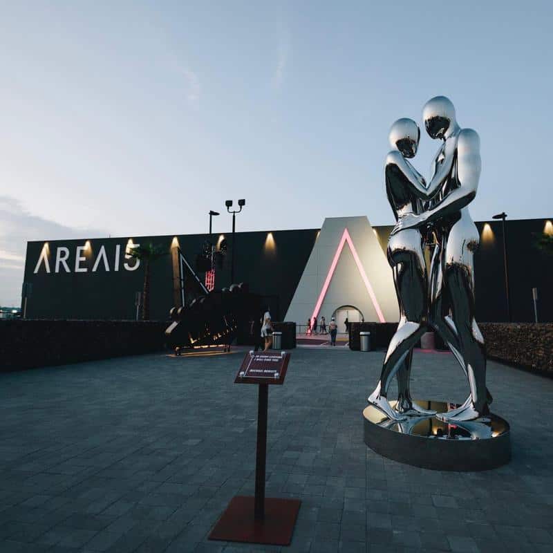 ¡Descubre lo inesperado en Meow Wolf Omega Mart Vegas! Lo que podrás ...